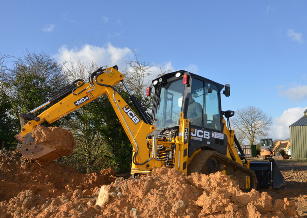1CXT – Backhoe Loaders | JCB Qatar