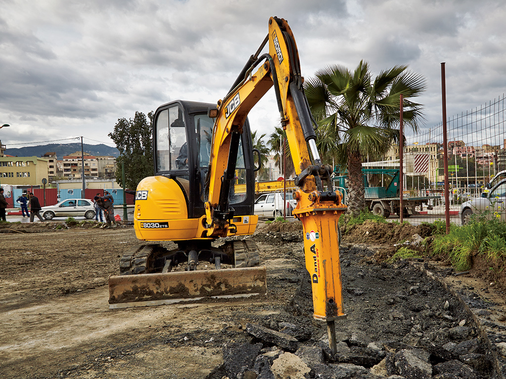 8030 ZTS – Mini Excavators | JCB Qatar